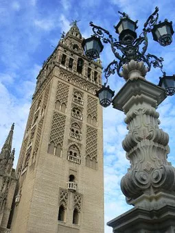 5 important monuments in Seville